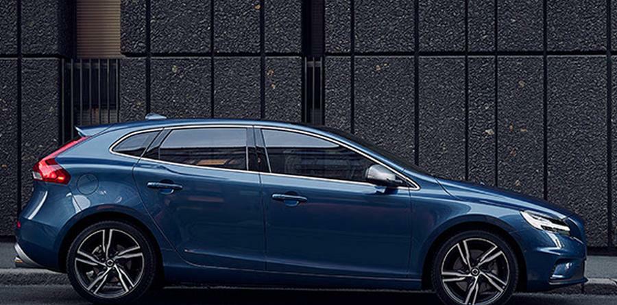 Volvo akcija: uz kupnju V40 dodatan set kotača za samo 1 euro ...