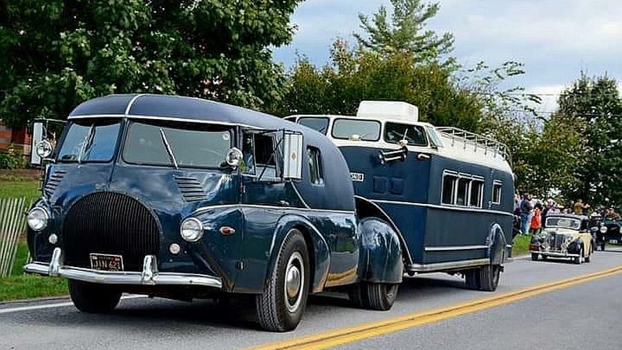 REO Tractor i Curtiss Aerocar Fifth Wheeler iz 1938. (video+foto ...