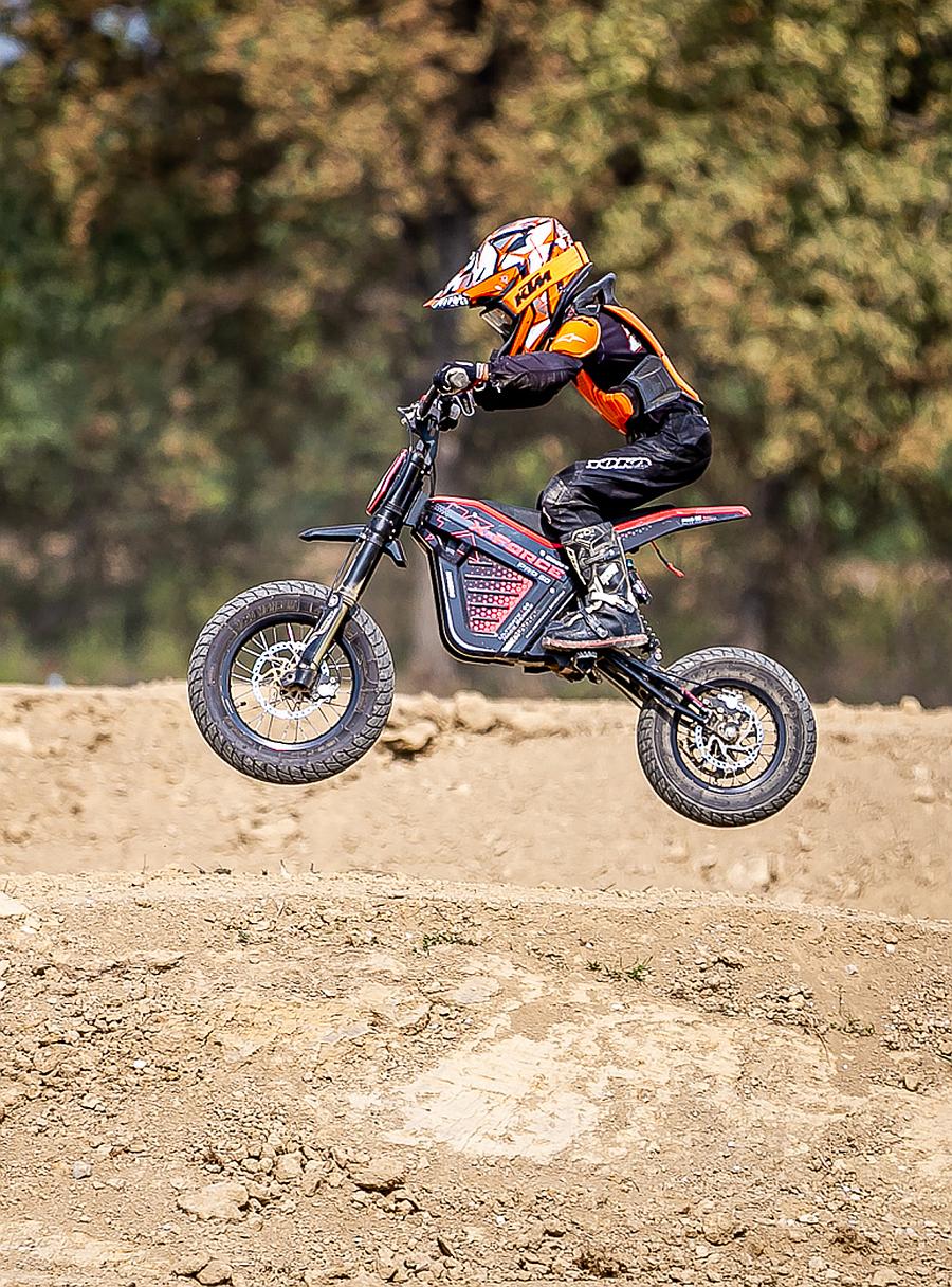 Premijerno predstavljeni Kuberg električni enduro/cross motori na ...