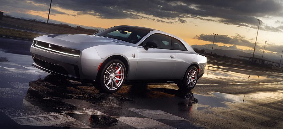 The all-new Dodge Charger design stands out with a pure widebody ...