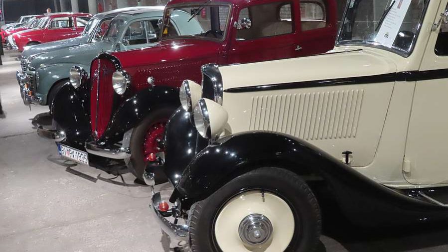 Četvrta izložba oldtimera u Rijeci FA-RI 2025. – POVIJEST NA KOTAČIMA – Automania.hr